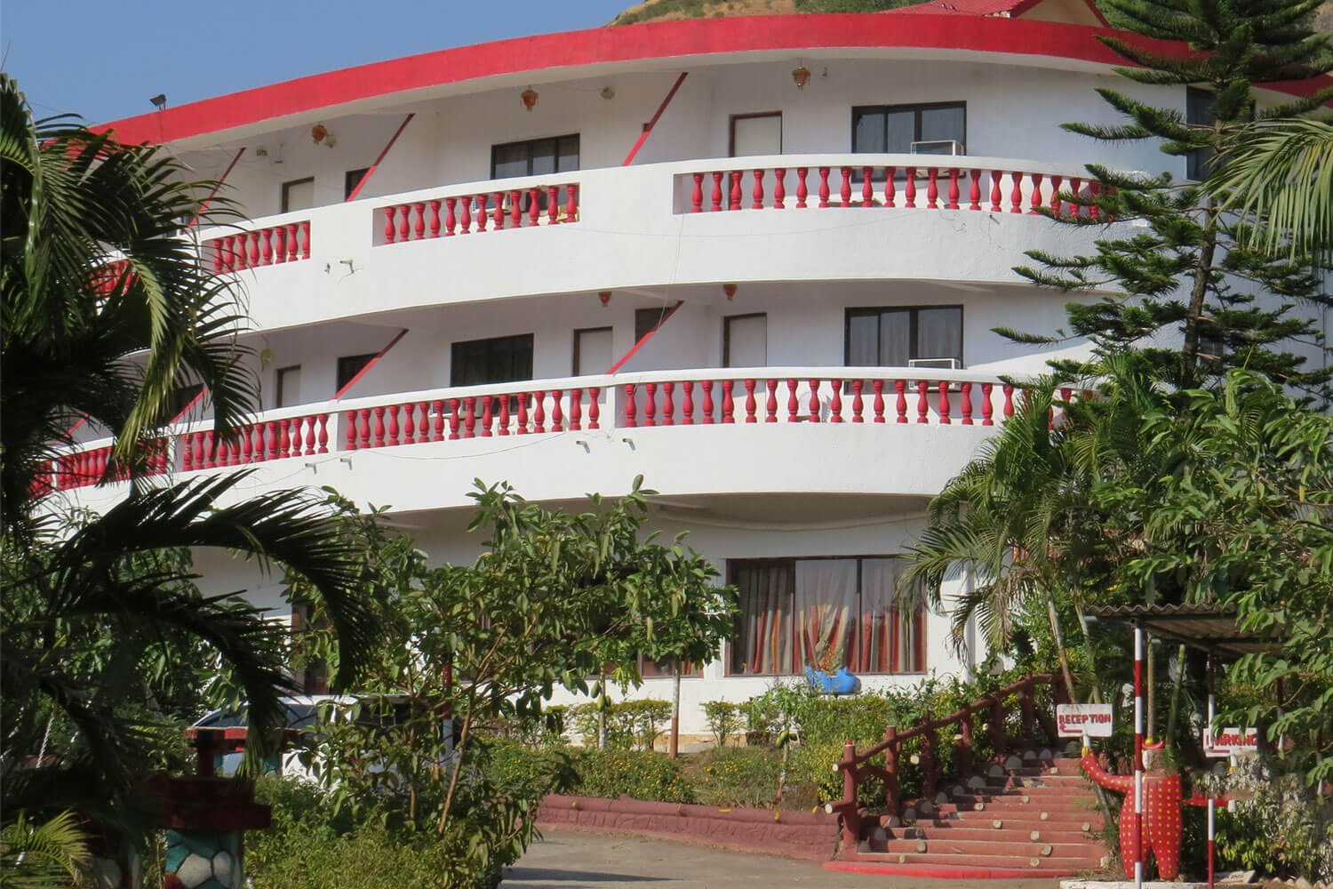 Golden Resort and Farm - AroundPune